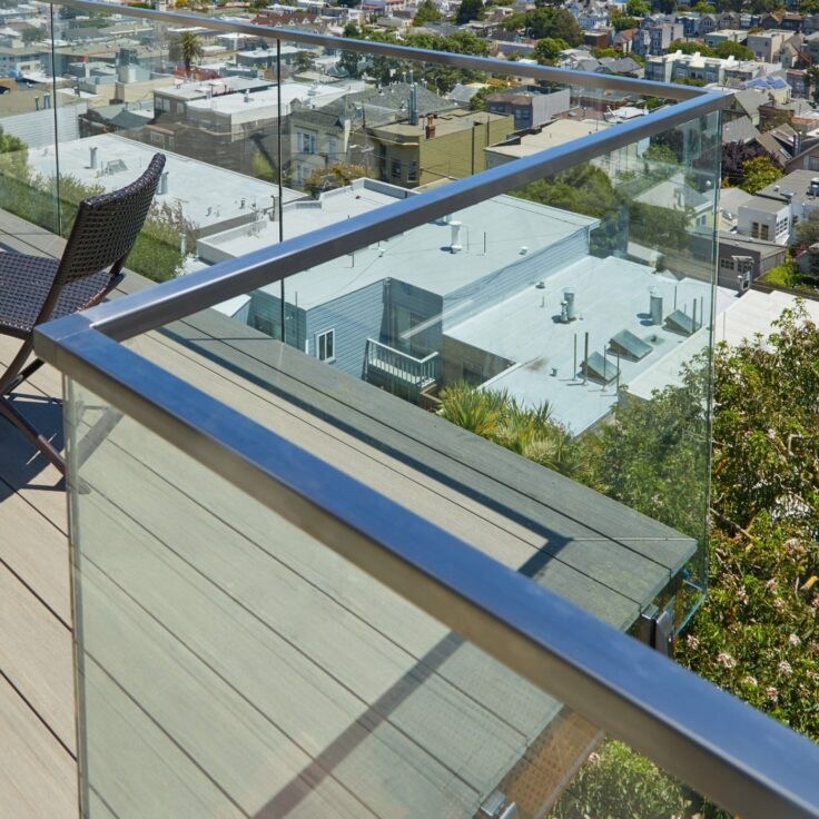 News - Stylish Glass Railings and Balustrades for Modern Fences and ...