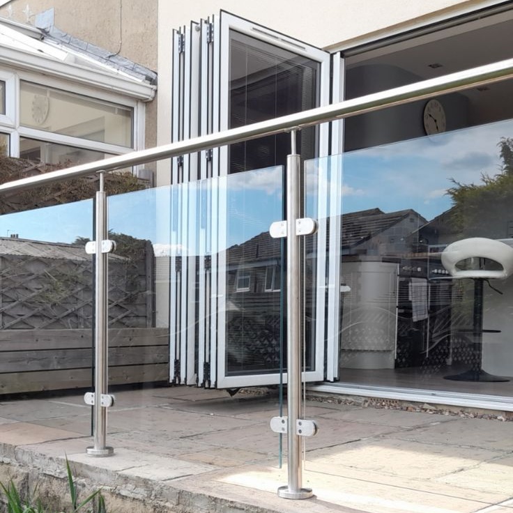 News - Stylish Glass Railings and Balustrades for Modern Fences and ...